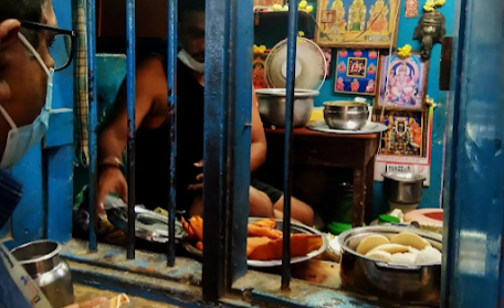 Mylapore Jannal Kadai Bajji Stall, Chennai - Location, Address, Reviews ...